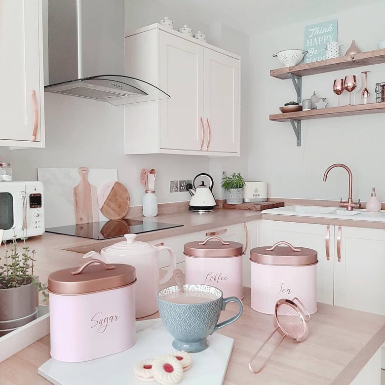 10 idee e foto di rosa per la cucina