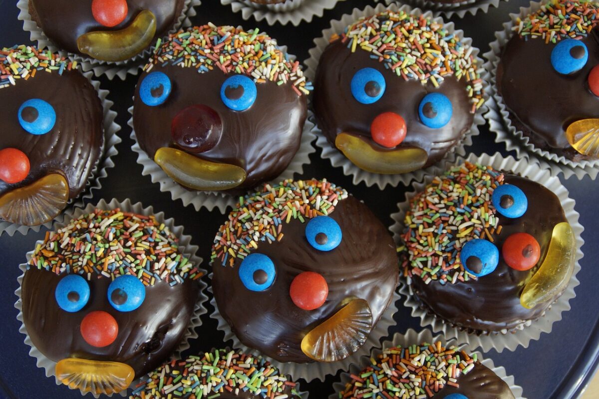 10 idee per abbellire la tavola di Carnevale