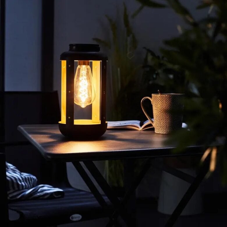 Illumina il tuo giardino in modo ecologico con le lampade solari di ...